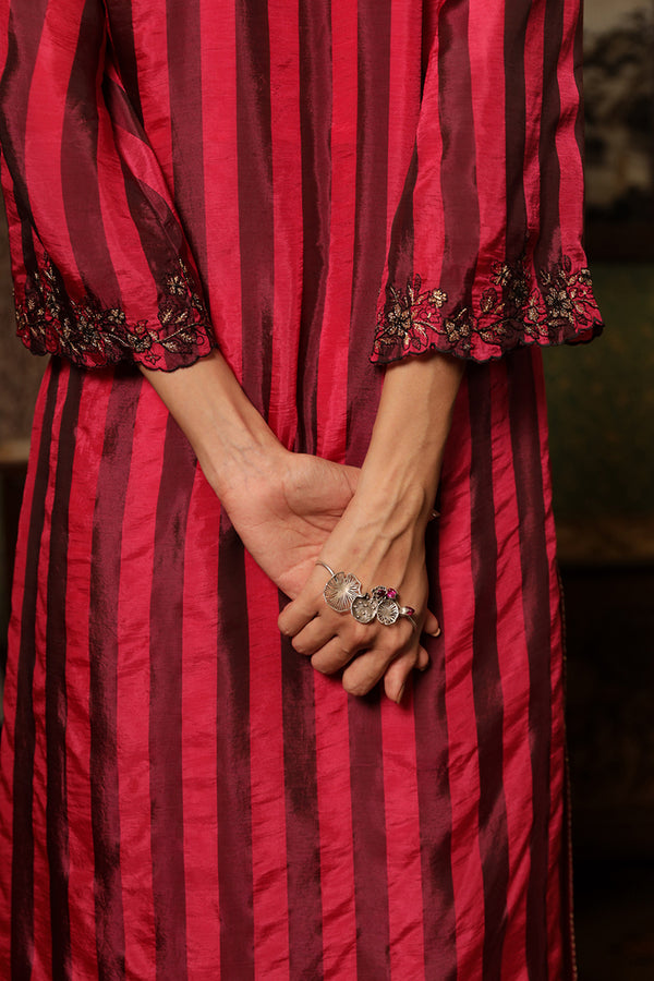 Ethnic Wear - Buy Online Indian Ethnic Wear For Women | Ganga Fashions